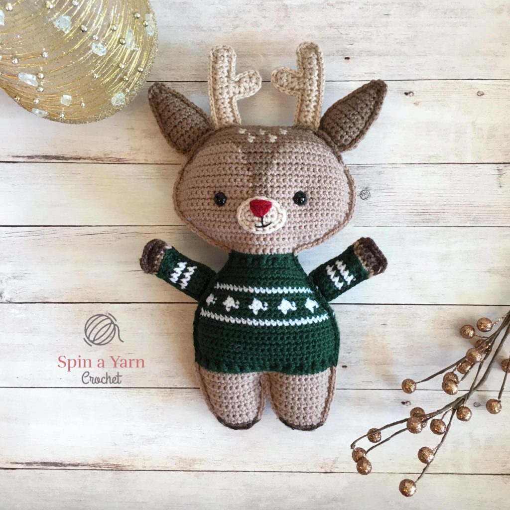 Holiday Deer Free Crochet Pattern (Part 2!) • Spin a Yarn Crochet
